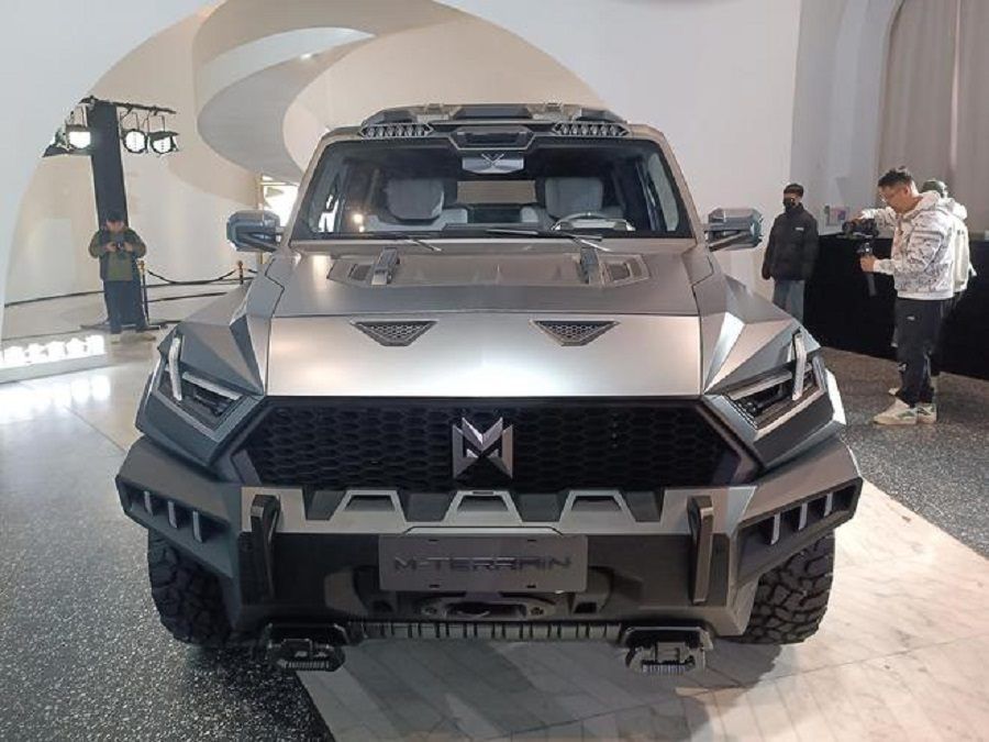 Dongfeng Mengshi M-Hero 917 EV 1000 HP mãnh thú điện đến từ Trung Quốc