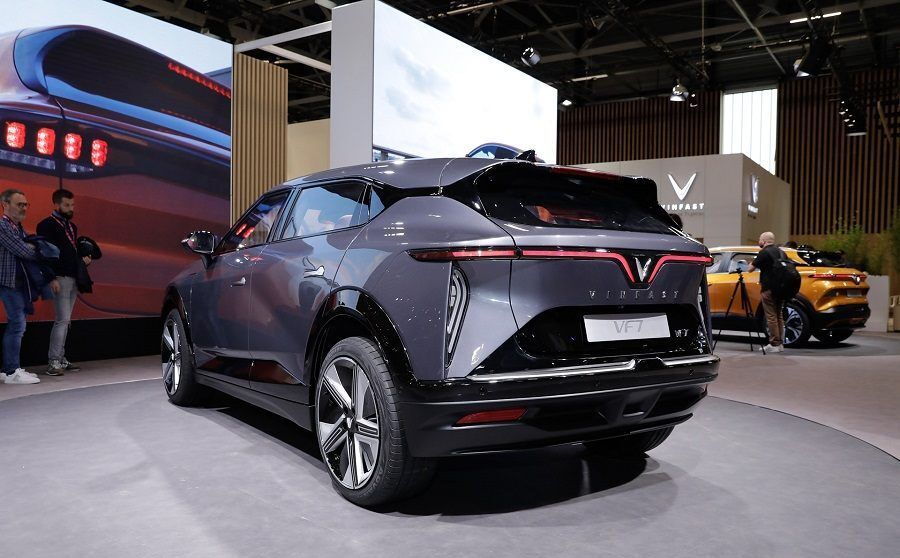 VinFast VF7 2023 thông số kỹ thuật và giá bán